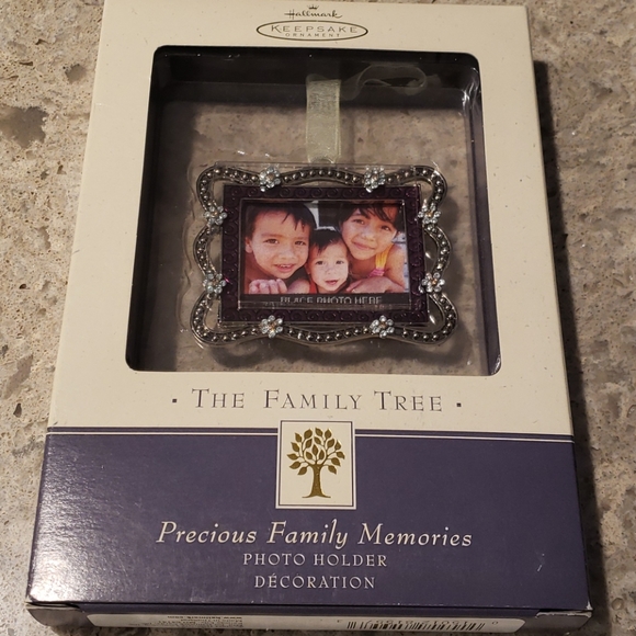 Hallmark Family Tree Photo Holder
